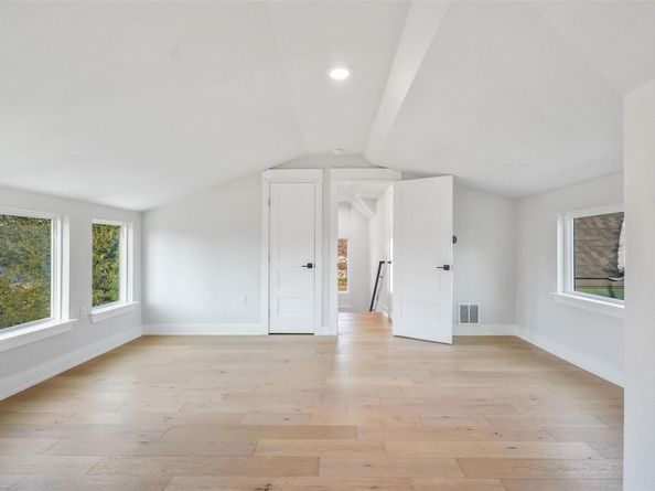 5109 Stone Gate DR 2, Austin, TX 78721 - For Sale