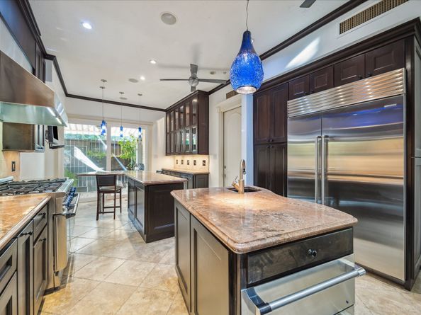 45 Bayou Pointe Drive, Houston, TX 77063 - For Sale