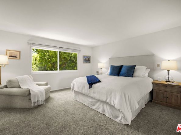 1720 Oak Street, Santa Monica, CA 90405 - For Sale