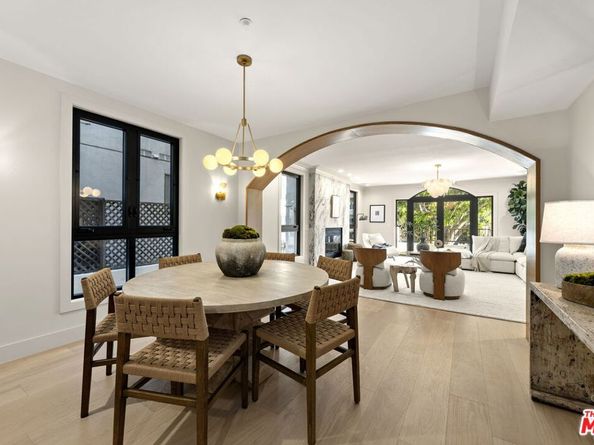 11923 Gorham Avenue 102, Los Angeles, CA 90049 - For Sale