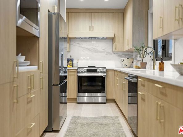 11923 Gorham Avenue 102, Los Angeles, CA 90049 - For Sale