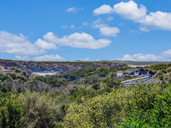 17621 W Reed Parks RD, Jonestown, TX 78645 - For Sale