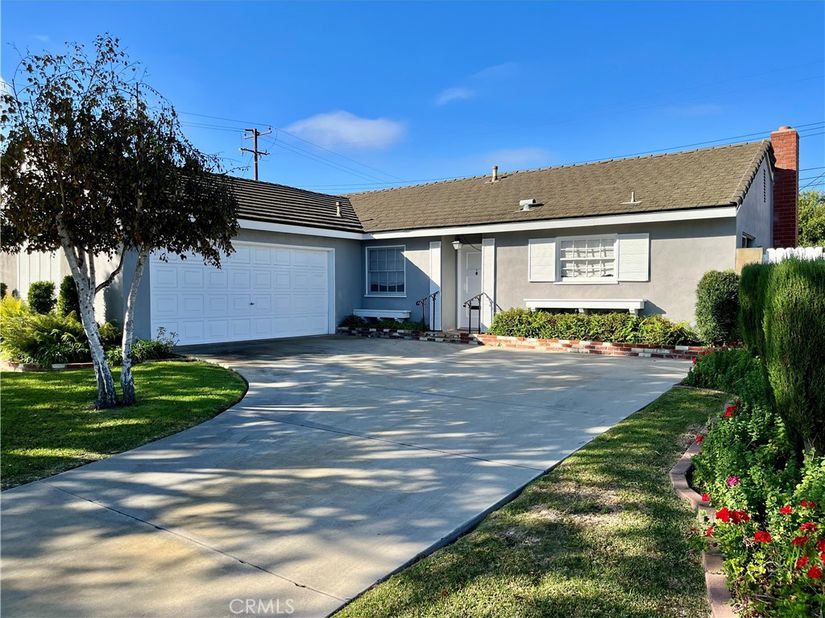 16291 Hawaii, Huntington Beach, CA 92649 - For Sale