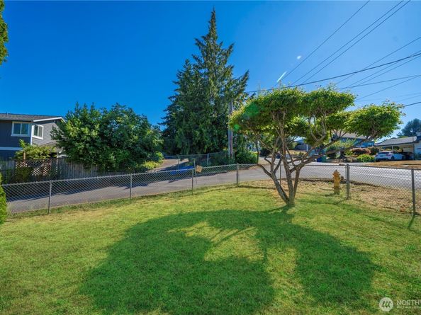 1710 Talbot Road S, Renton, WA 98055 - For Sale