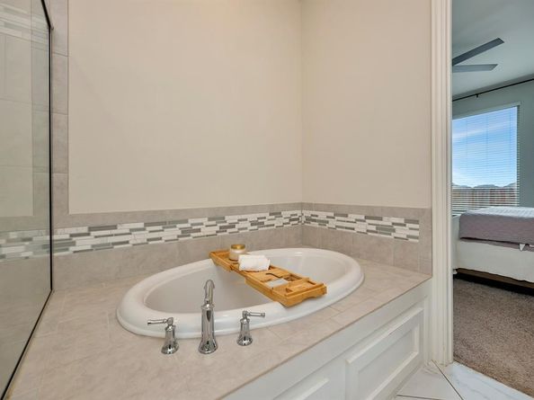 14224 Spitfire Trail , Fort Worth, Texas 76262 - For Sale